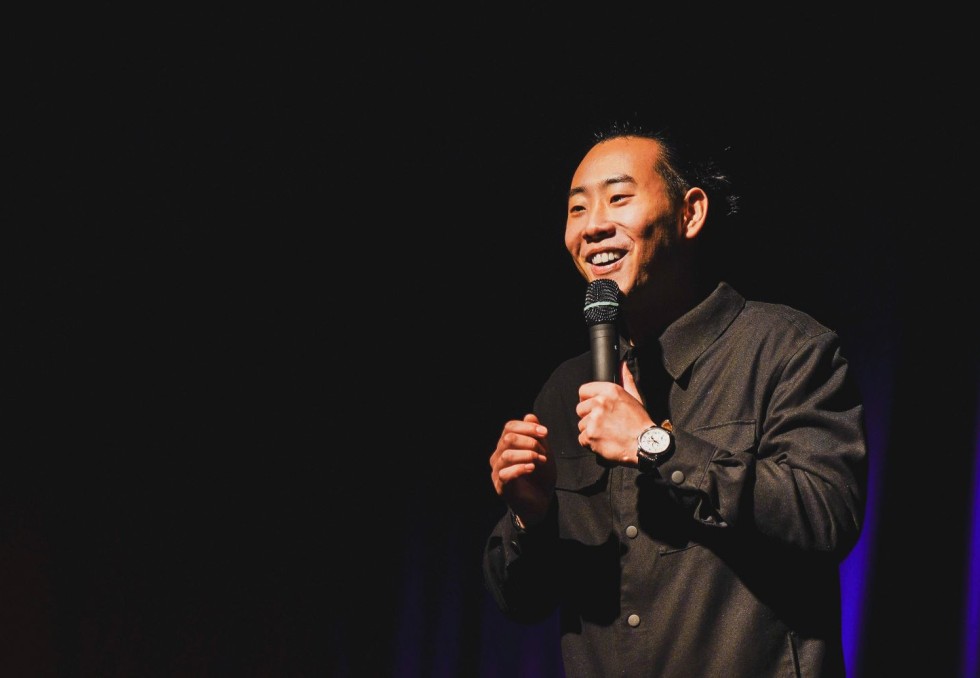 Médecin le jour, humoriste le soir : la double vie du Dr David Sun | Egora